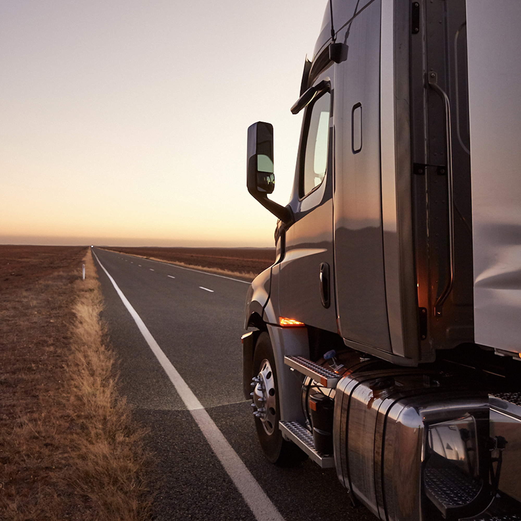 Freightliner - Service - Freightliner Trucks