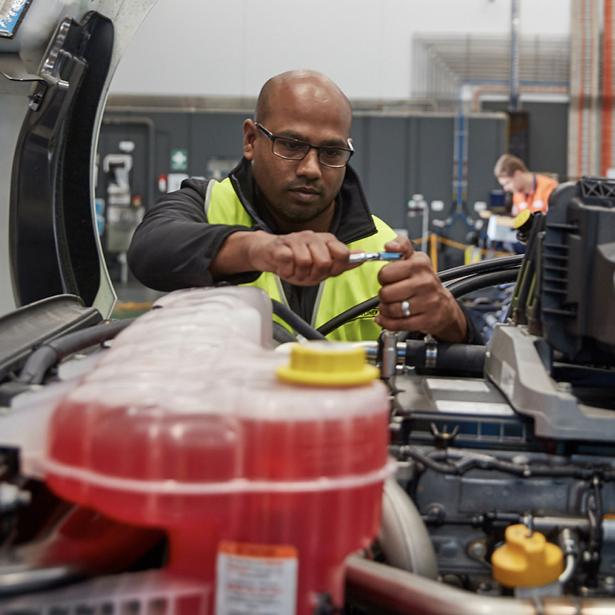 Freightliner - Service - Freightliner Trucks